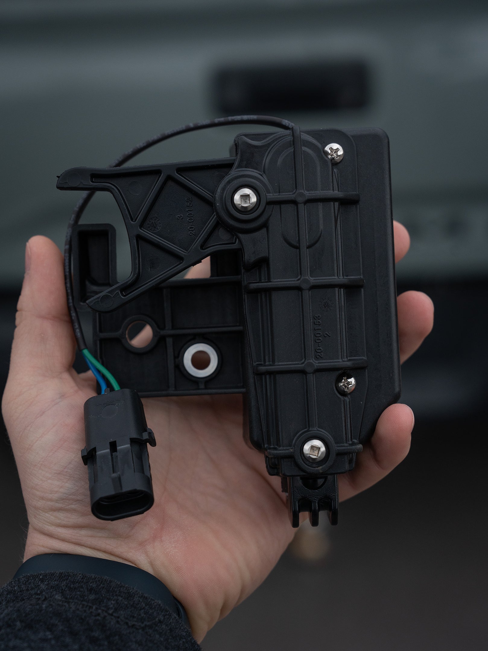 Pop & Lock Powered Tailgate Lock For Tacoma (1995-2023) — Tacoma Lifestyle